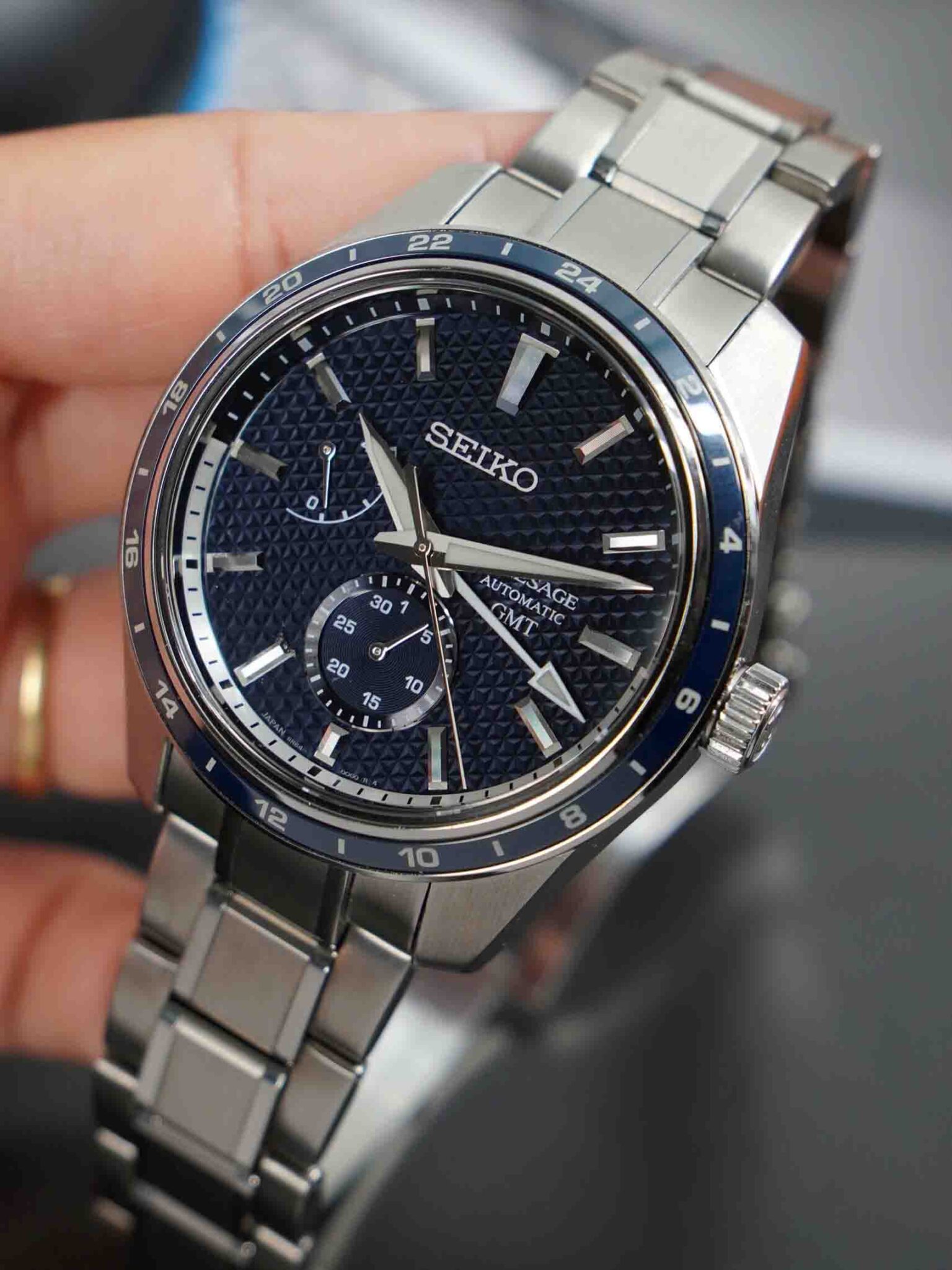 Seiko Presage Sharp Edged GMT SPB303J1 42mm - Used - Smile Watch